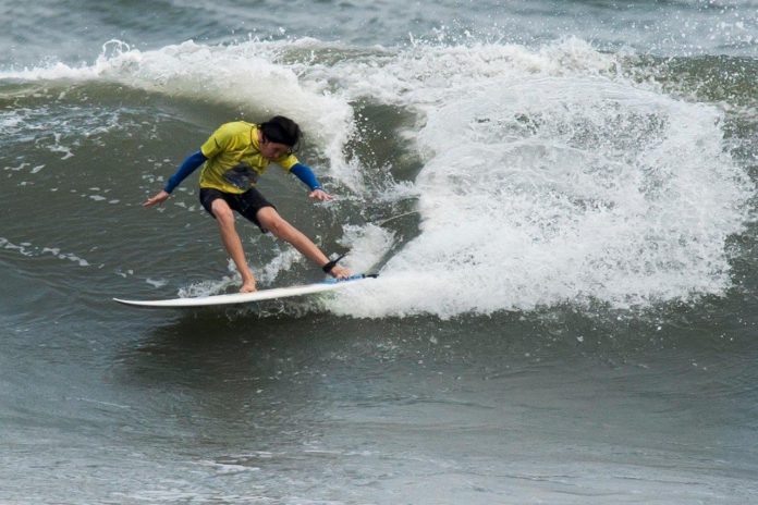 Campeonato Santos - De olho no swell | Waves