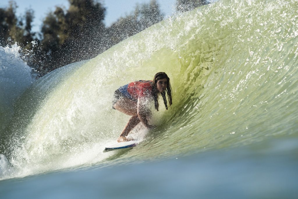 Surf Ranch Pro - Carissa puxa a fila | Waves
