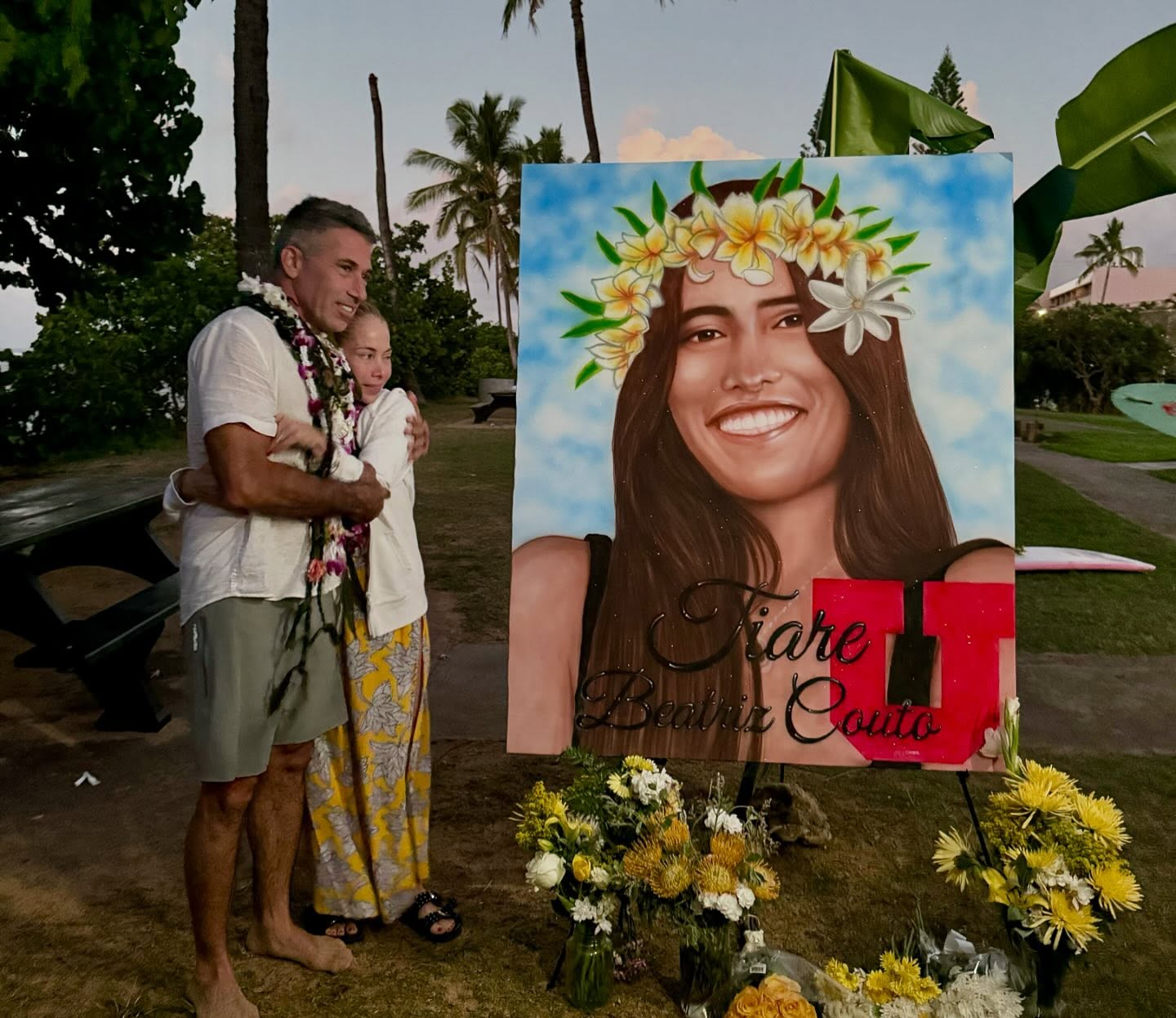 Tiare Beatriz Couto - Galera presta homenagem | Waves