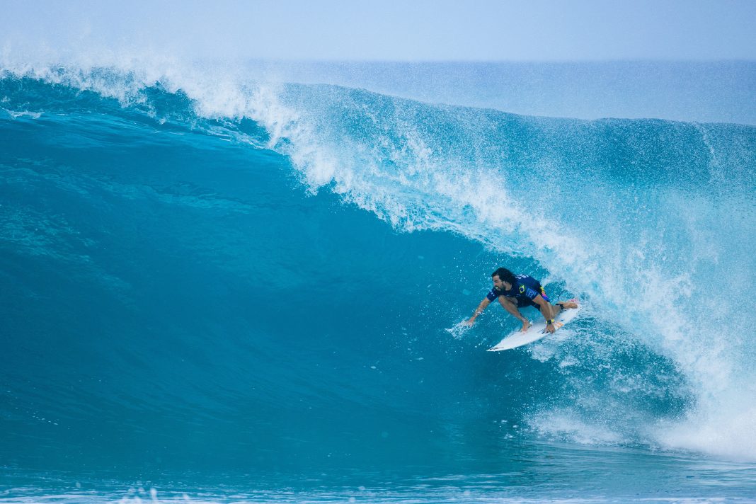 Pipe Pro 2025 - Ian dá show no Havaí | Waves