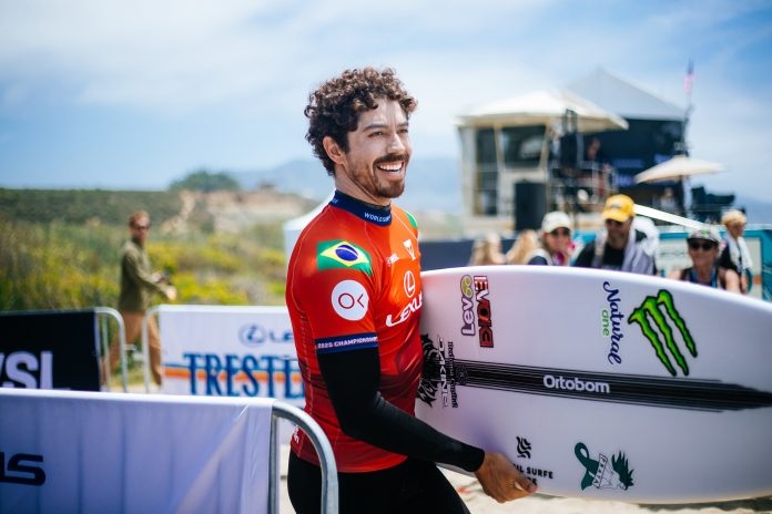 Trestles Pro 2025 - Yago chega na semi | Waves