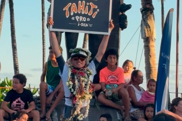 Tahiti Pro 2025 - Surfista de 12 anos vence triagem | Waves